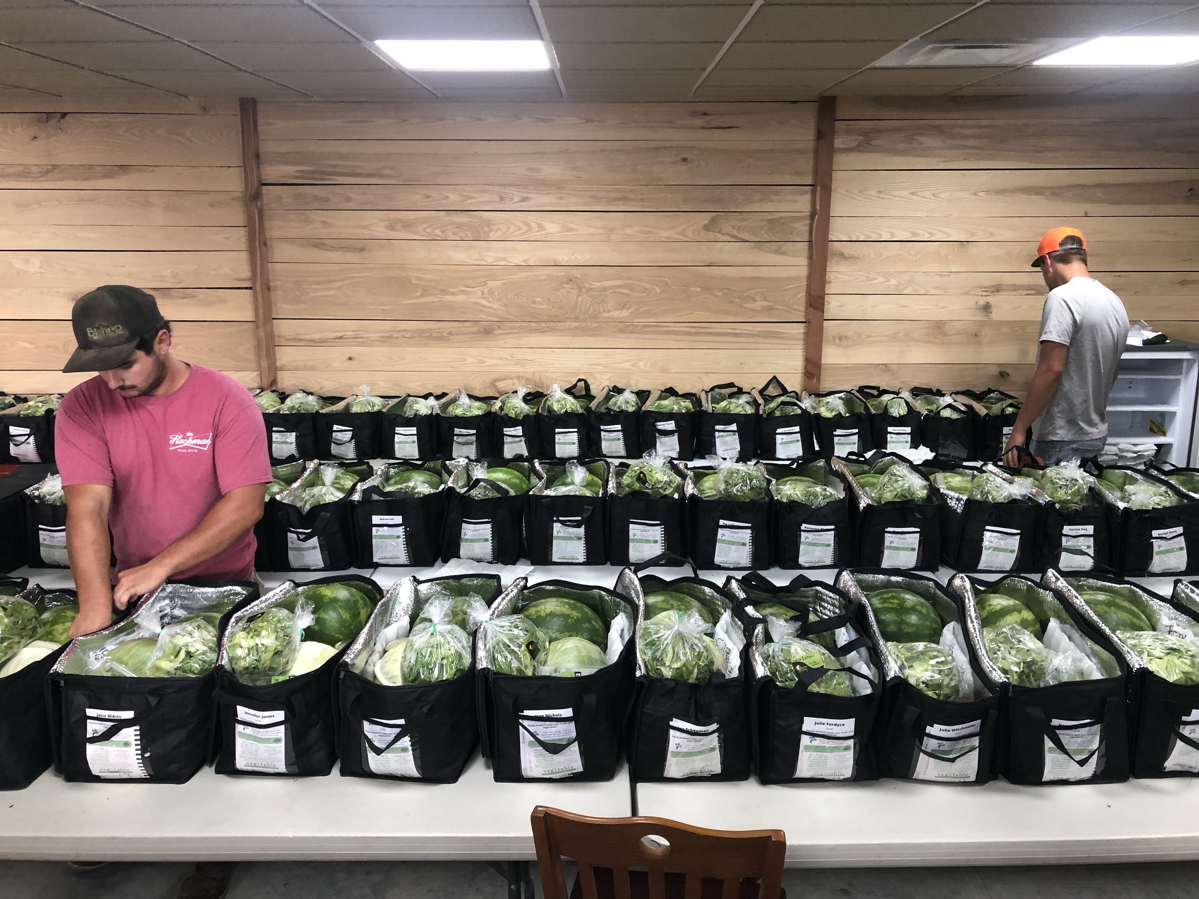 Veg2table: Hackman Family Farm Market 🥔 🥬 🌽 🍆 🫑 🌶 – Walt’s Diner