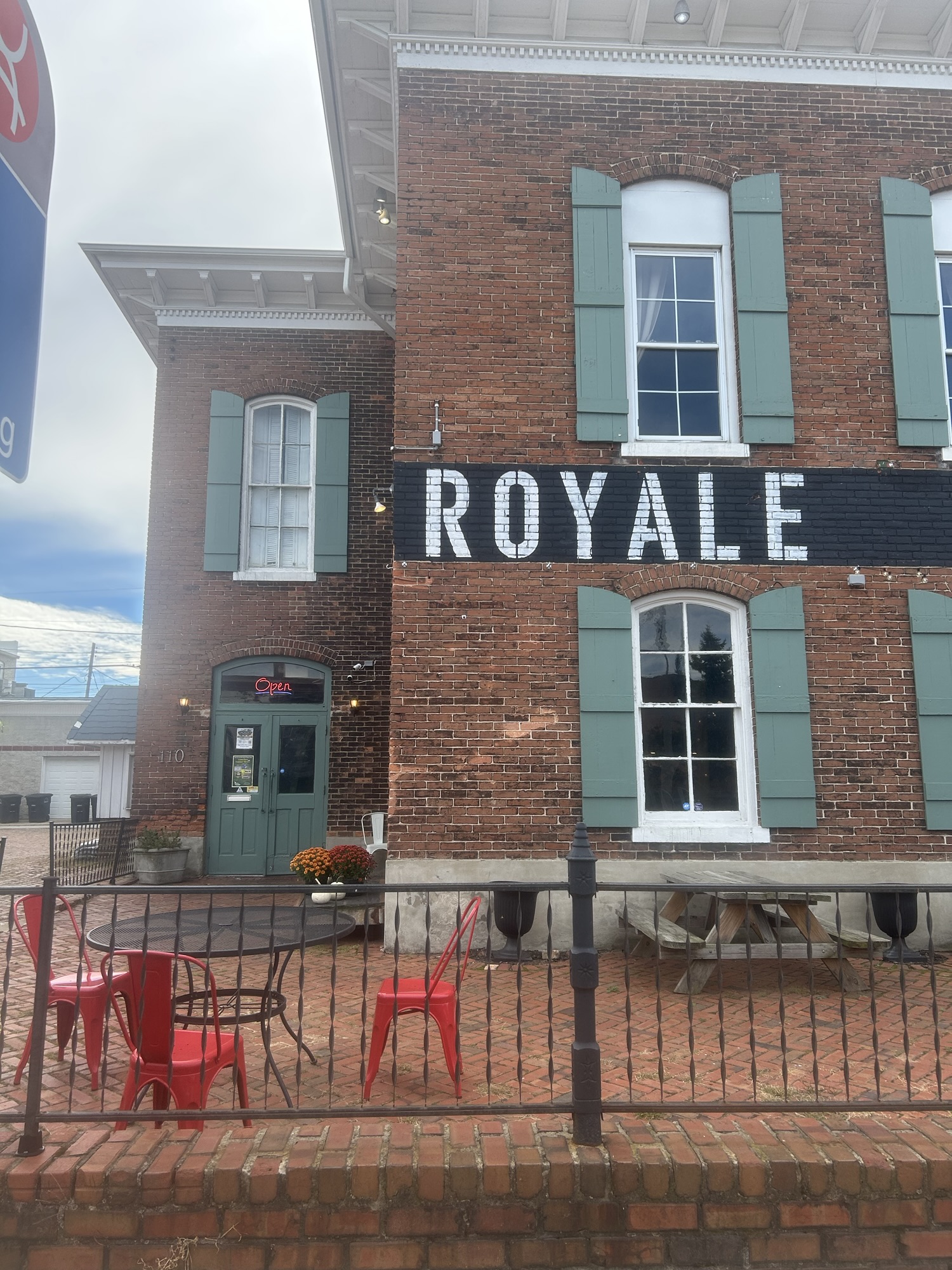 Royale With Cheese – Walt’s Diner